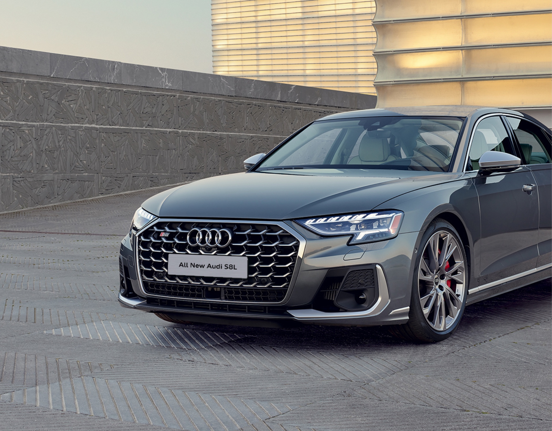 奥迪 S8L